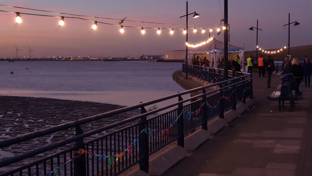 Thousands toast the end of summer at Erith Pier Festival - Greater Erith