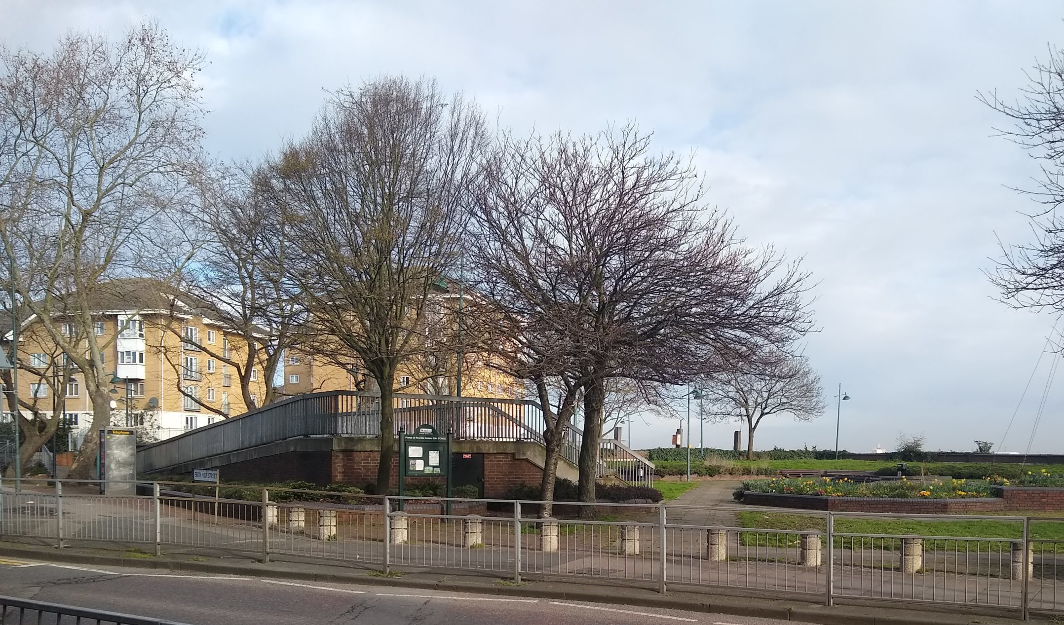 Upcoming Tree Removals at Riverside Gardens - Greater Erith